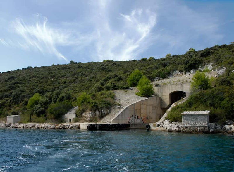 From Zadar: Sakarun Beach Private Speed Boat Tour - Who Is This Tour Best For?