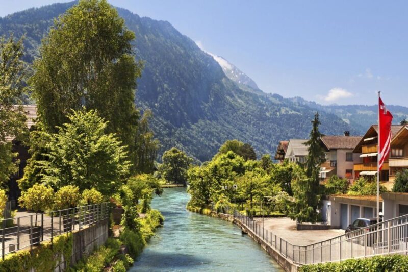 From Zürich: Interlaken and Grindelwald Day Trip by Coach - Key Points