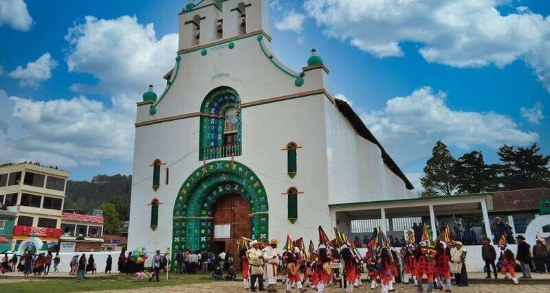 FromSan Cristobal:Zinacantán andSanJuanChamula ENGLISH GUIDE - Who Will Love This Tour?