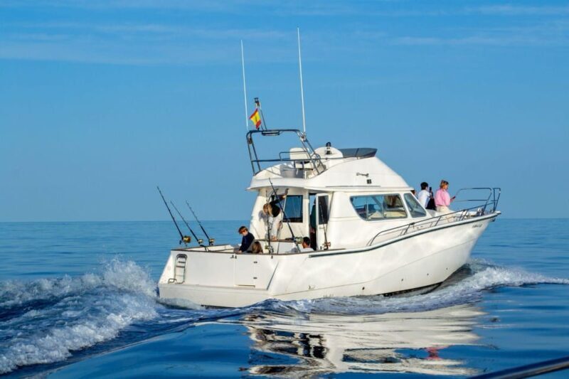 Fuengirola- 2 Hr Excursion en Yate con bebidas y apertivos - A Closer Look at the 2-Hour Private Yacht Tour in Fuengirola