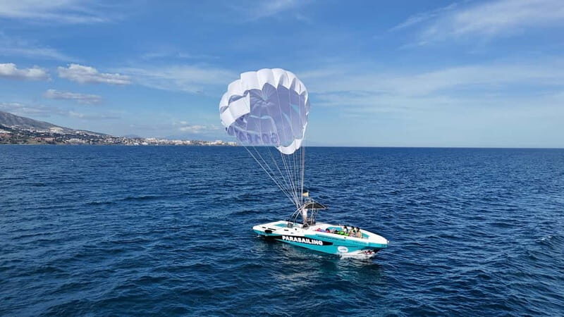 Fuengirola: Best luxury parasailing in Fuengirola - Key Points