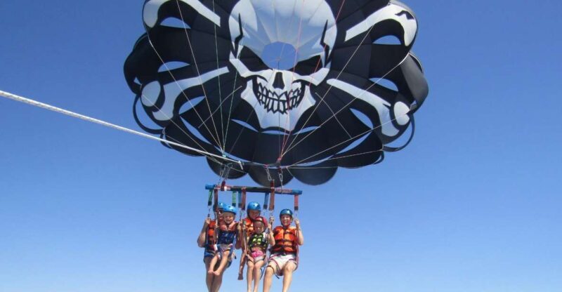 Fuengirola: Deluxe Parasailing Flight from Fuengirola Port - Who Should Book This Tour?