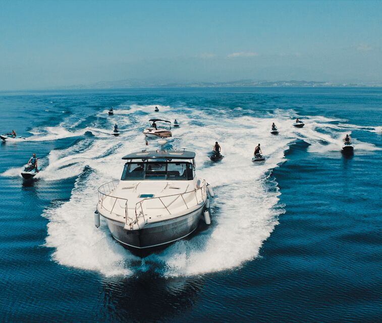 Fuengirola : Luxury cruise private yacht VIP sunset - Setting the Scene: The Experience in Detail