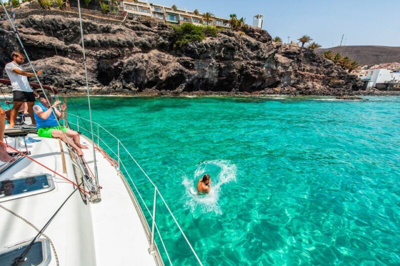 Fuerteventura: Sailing with Snorkeling and Dolphin Watching - Onboard Food and Drinks