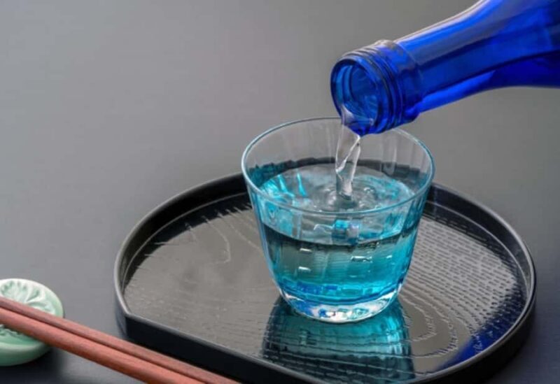 Fujiyoshida: Bar Hopping Tour with Karaoke - Key Points