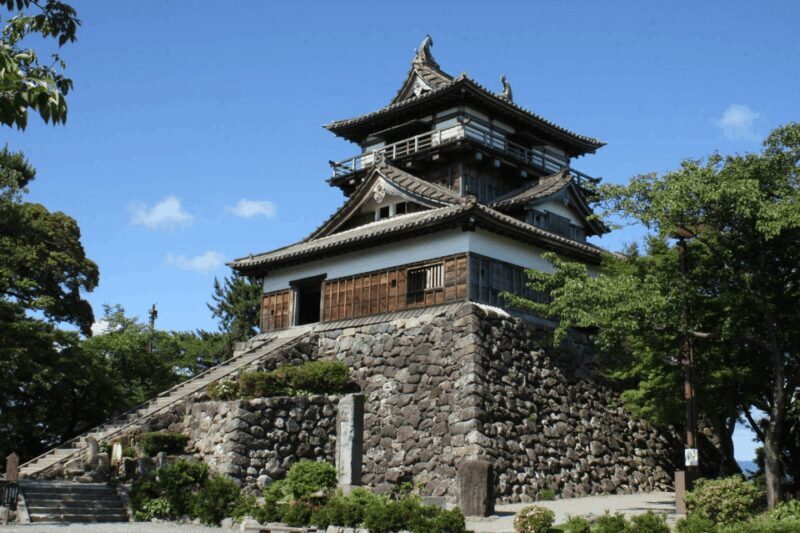 Fukui: Maruoka Castle Admission Ticket - FAQs