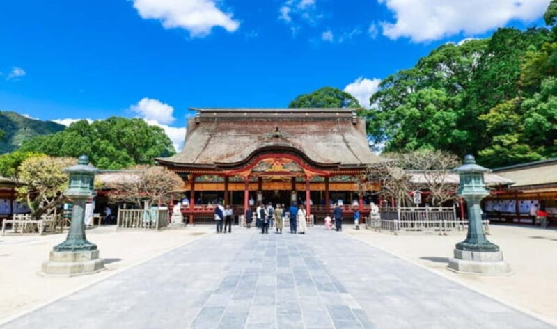 Fukuoka: Dazaifu Tenmangu 2-hour Guided Tour - Key Points