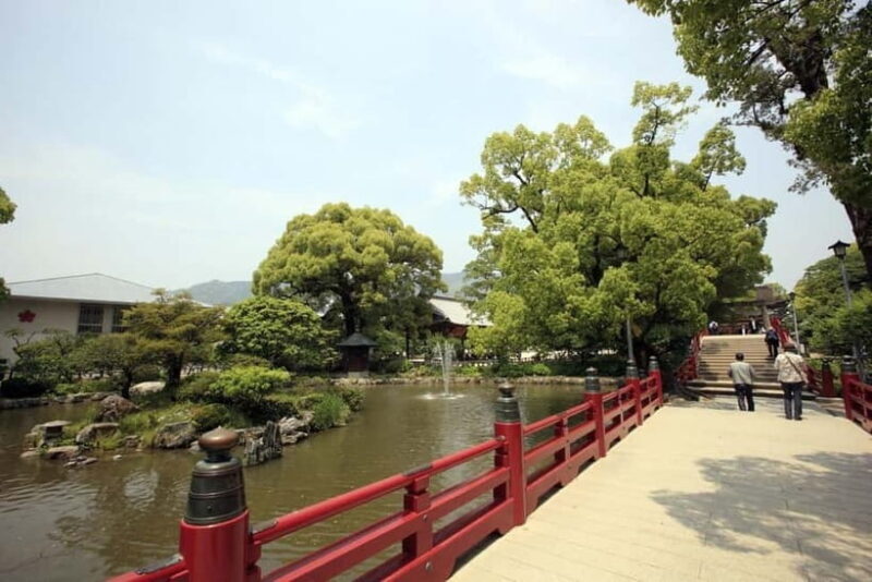 Fukuoka: Dazaifu Tenmangu 2-hour Guided Tour - Who Should Consider This Tour?