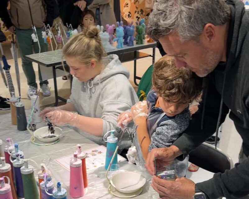 Fukuoka: Japanese Lucky Cat Art Figurine-Making Workshop - Visualizing the Experience