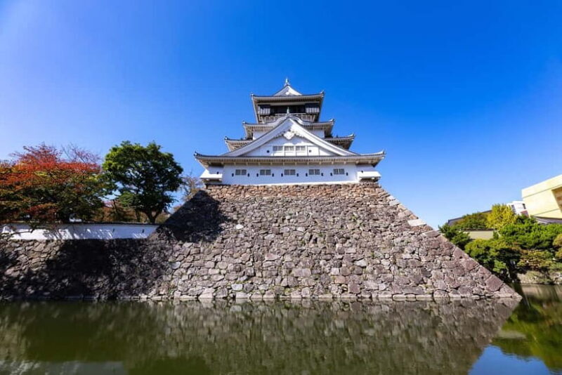 Fukuoka: Kitakyushu Manga & Castle Guided Tour - Key Points