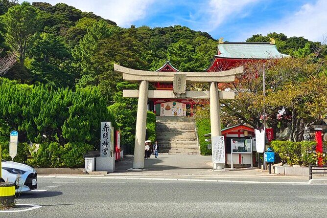 Fukuoka: Kyushu day tour with Mojiko port, Kokura Castle ,Shrine - FAQ