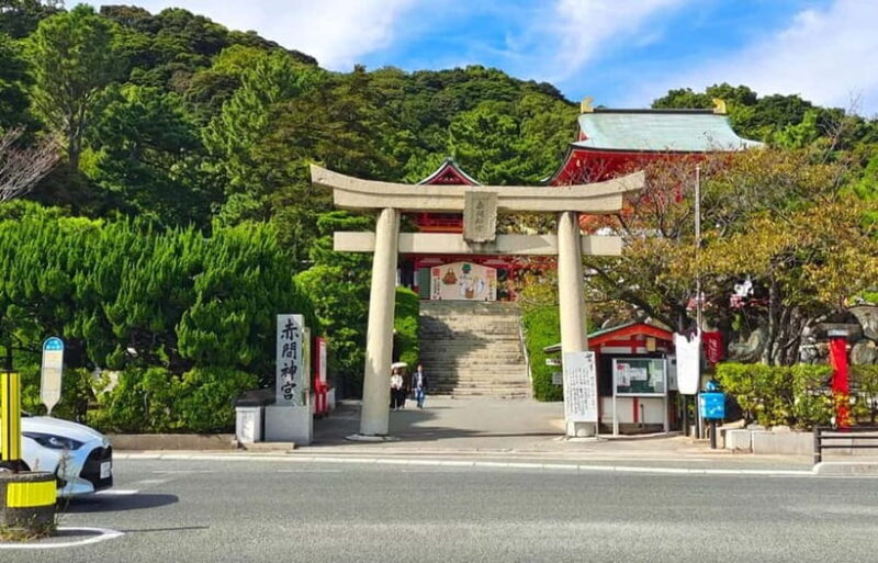 Fukuoka: Mojiko Port, Kokura Castle & Shrine 1-Day Trip - Starting the Day: Convenient Pickup and Transport