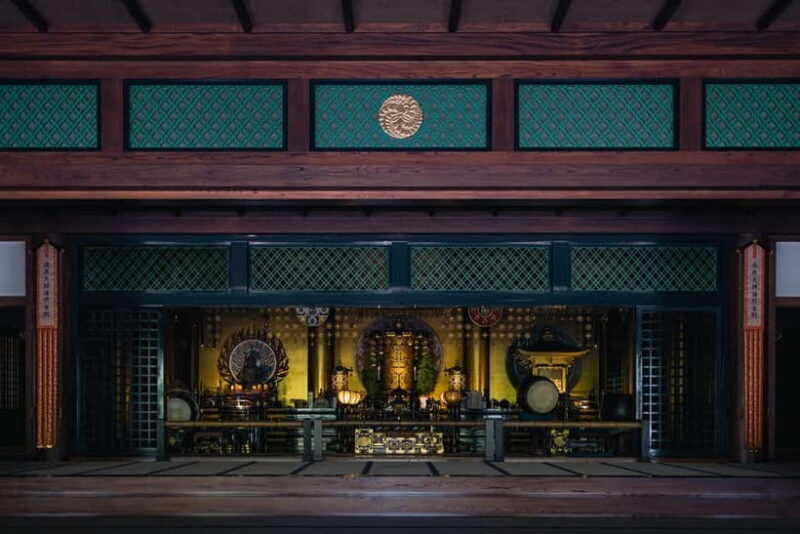 Fukuoka: Morning Sumo Practice and Hakata Old Town - A Closer Look at the Experience