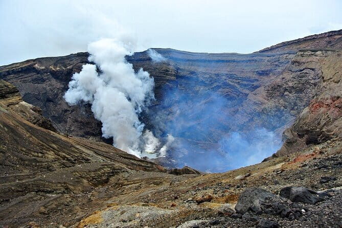 Fukuoka: Mount Aso Volcano, Kumamoto Castle, Grasslands Day Tour - What To Expect from the Full Day Tour