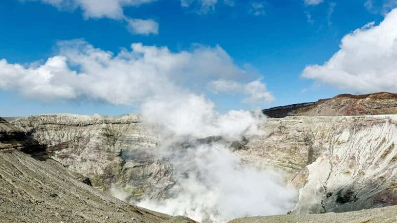Fukuoka: Mt. Aso Volcano & Kurokawa Onsen Scenic Day Tour - Mt. Aso: Japan’s Largest Caldera and Active Volcanic Power