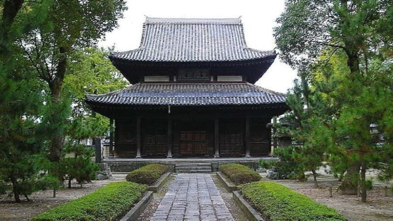 Fukuoka: Unforgettable Customizable Walking Tour Guide - Exploring Fukuoka Through a Customizable Lens