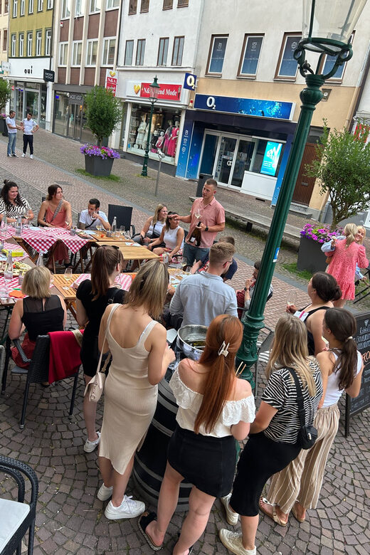 Fulda: Guided wine tasting with wines and wine accompaniments - An In-Depth Look at the Wine Tasting Experience in Fulda