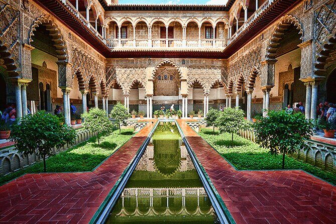 Full Alcázar History Seville and introduction Game of Thrones Tour - What to Expect at the Meeting Point and Start
