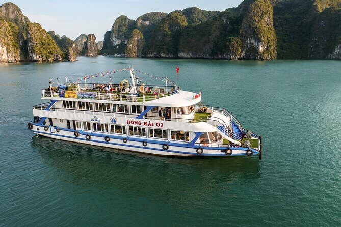 Full-day Activity Ha Long Bay of Vietnam from Ninh Binh - Arrival at Tuan Chau Harbor and the Cruise Launch