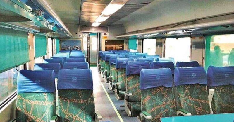 Full Day Agra & Fatehpur Sikri tour by Shatabdi Express - Exploring Agra Fort: A Mughal Marvel