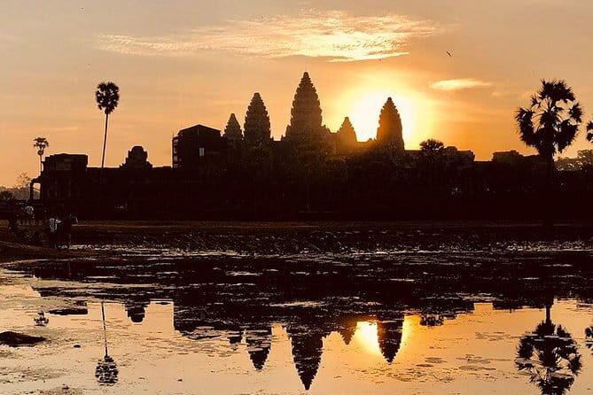Full Day Angkor Discovery & Sunrise - Introduction