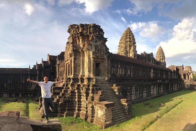 Full-Day Angkor Temples Sunset Tours - Detailed Breakdown of the Itinerary