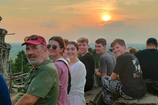 Full-Day Angkor Wat Tour with Sunset Joined-In Small Group - What Travelers Say