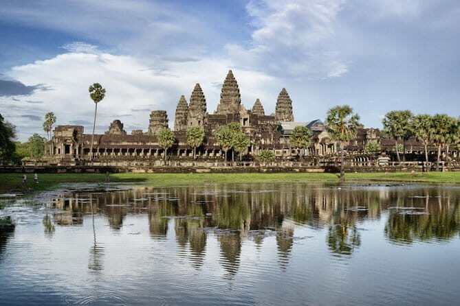 Full-Day Angkor Wat Tour with Sunset Joined-In Small Group - FAQ