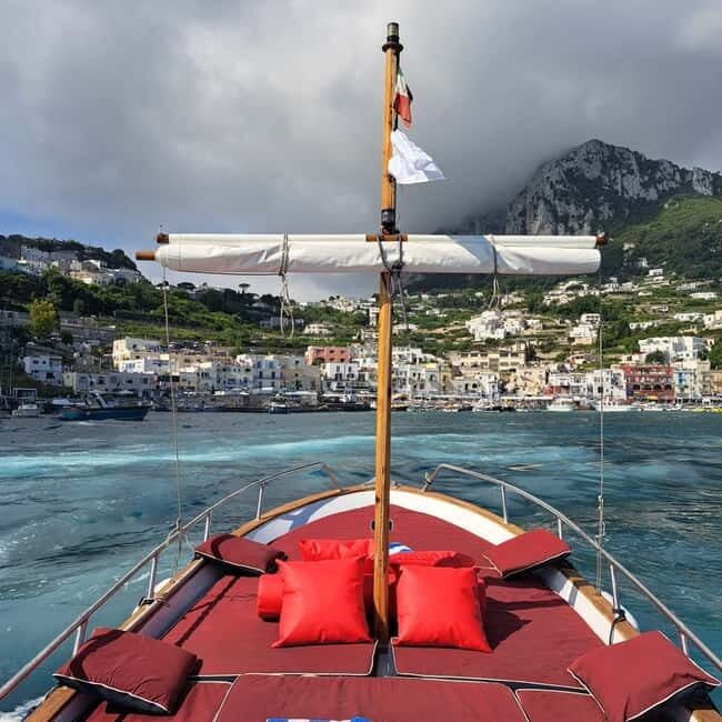 Full Day Around Island of Capri 6h tours - Key Points