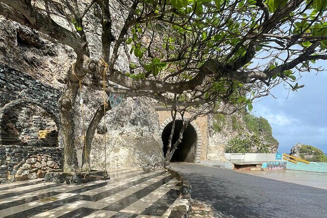 Full-day at the West Side with the best Sunset! - Introduction