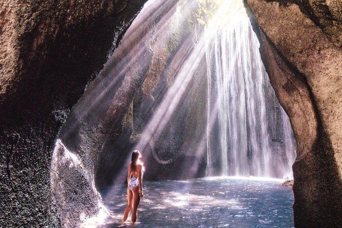 Full Day : Bali TUKAD CEPUNG Waterfall & Gates of HEAVEN at Lempuyang Temple - An Overview of the Bali TUKAD CEPUNG Waterfall & Gates of HEAVEN Tour