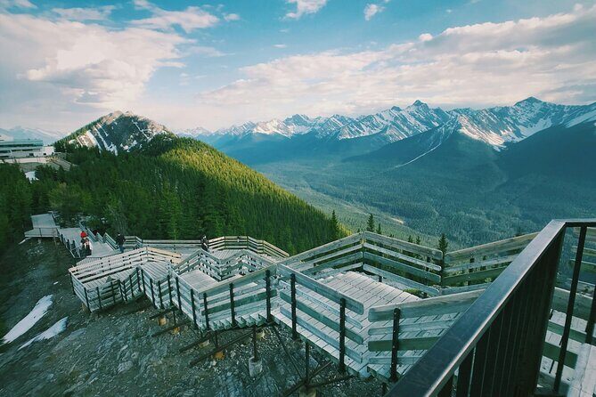 Full Day Banff Lakes and Gondola Tour from Calgary - The Grand Finale: Banff Gondola