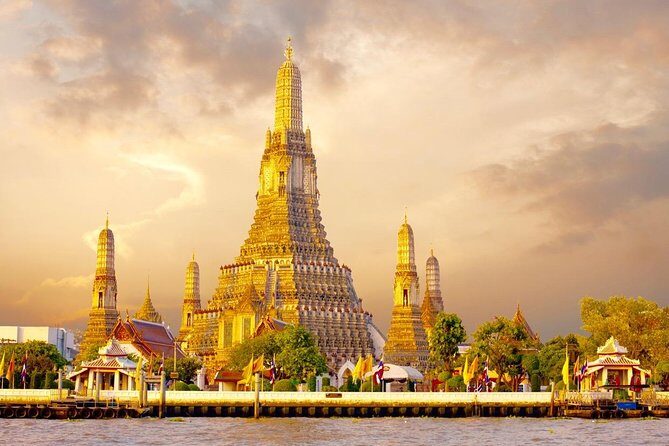 Full-Day Bangkok Landmark Tour with Lunch and Guide - Key Points