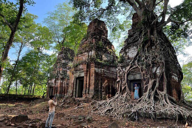 Full Day Banteay Srei Beng Mealea and Koh Ker Small Group Tour - Exploring the Temples and Experiences