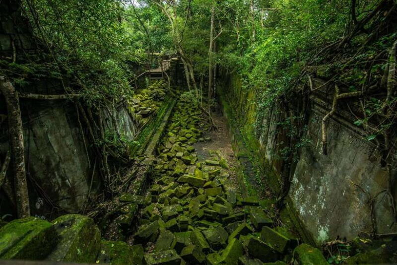 Full-Day Beng Mealea, Kbal Spean & Banteay Srei Private Tour - An In-Depth Look at the Itinerary