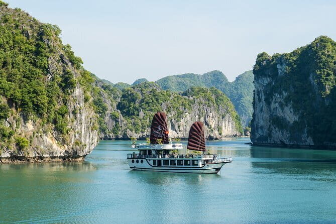Full day Boat Tour to Lan Ha Bay - Ha Long Bay from Cat Ba Island - Discover the Beauty of Lan Ha Bay and Ha Long Bay: A Full Day Boat Adventure from Cat Ba Island