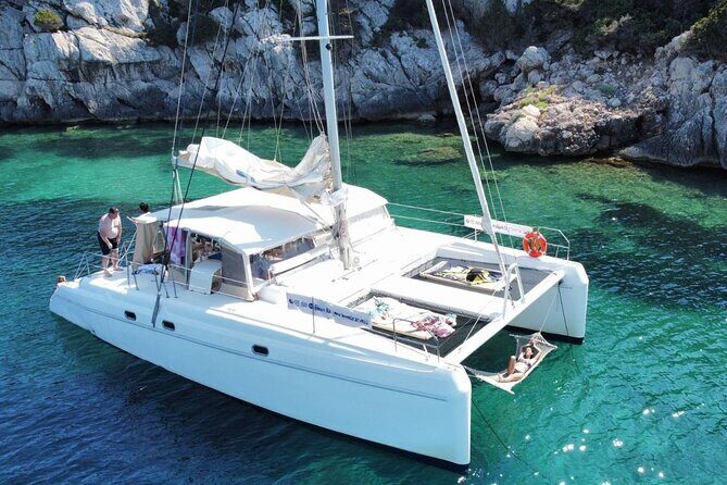 Full day Catamaran cruise in Porto Conte Natural Park - Key Points