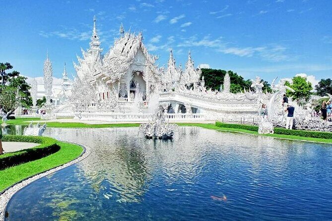 Full Day Chiang Rai 3 Temples White, Blue,Big Bhudha Temples - The Logistics: What the Day Looks Like