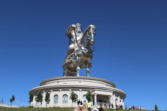 Full Day Chinggis Khaan Statue & Terelj NP Tour +Horseride, Eagle - Exploring Mongolia’s Landmarks in One Day