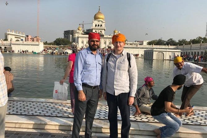 Full day city tour of Delhi with Guide and Private Car - Key Points