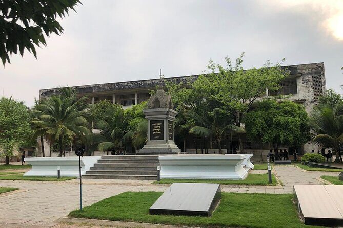 Full day Culture and Genocide History - Who is this tour right for?