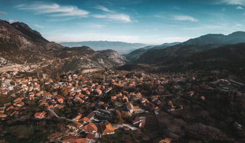 Full Day Delphi Tour with Minivan - Key Points