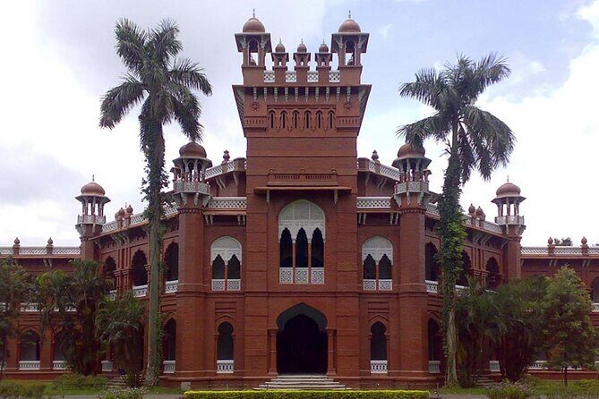 Full-Day Dhaka City Private Guided Tour - A Day in Dhaka: What to Expect