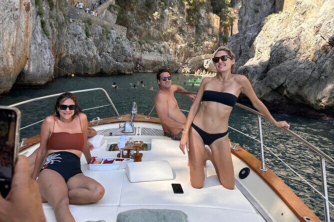 Full-day Exclusive Private boat tour on the Amalfi coast - The Captain and Crew: Why They Make a Difference