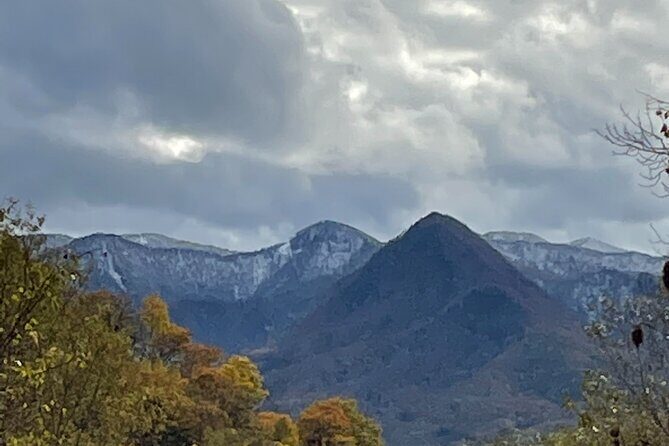 Full Day Green Season Hiking in Sapporo and Hokkaido with onsen. - Why Travelers Praise This Tour