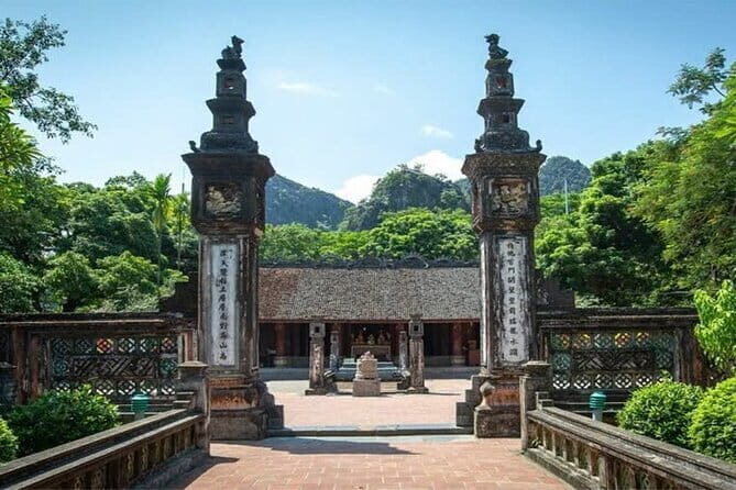 Full Day Guided Tour in Hoa Lu, Tam Coc, Mua Cave from Hanoi - The Value Proposition