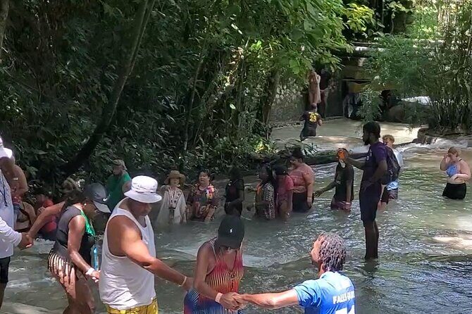 Full-Day Guided Tour to Dunns River Falls & shopping with lunch - Introduction