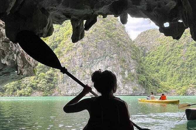 Full Day Guided Tour to Lan Ha Bay with Kayaking, Cliff Jumping - Key Points