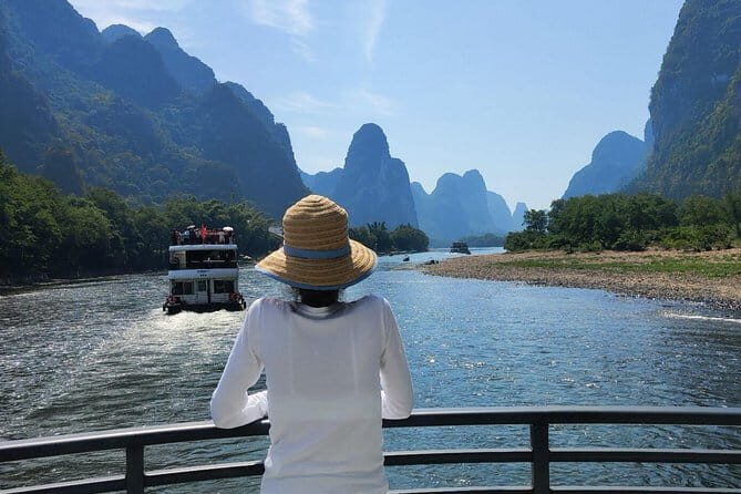 Full-Day Guilin Li-River Cruise with 4 star boat and Tea Plantation Private Tour - Key Points