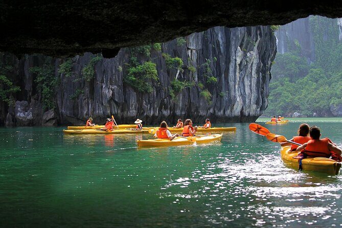 Full Day Halong Bay Luxury Limousine Bus & Buffet Lunch - Traveling to Halong Bay